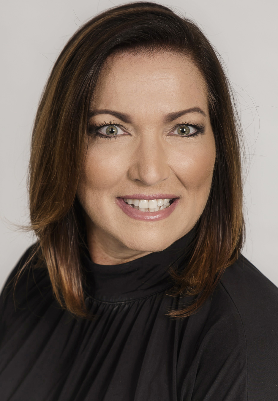 Heather-M - Salon West